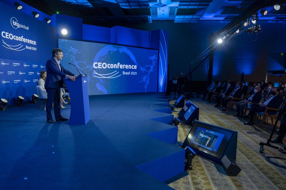 Lideranças da política e da economia se reúnem na BTG Pactual CEO ...