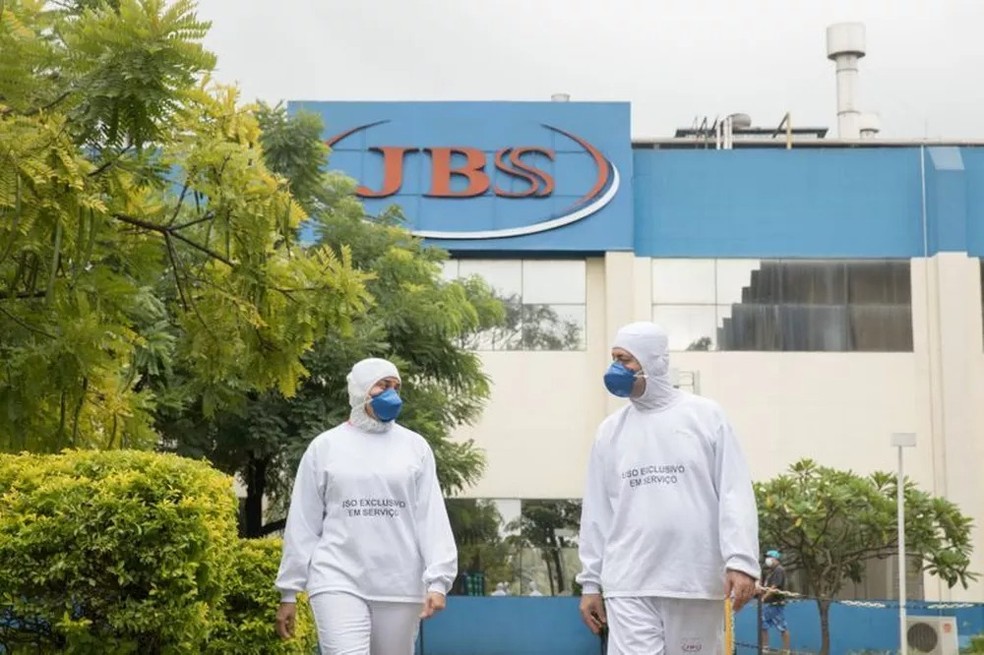 JBS tem margem apertada em voto à distância e dupla listagem fica para AGE