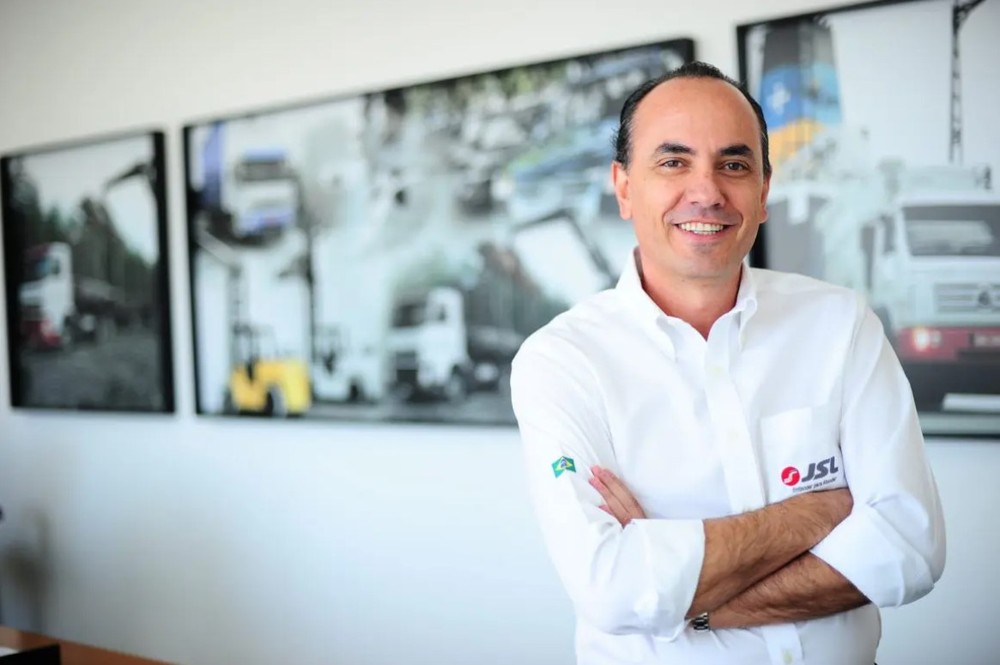 Fernando Simões e irmã são os novos donos de prédio do Maksoud Plaza