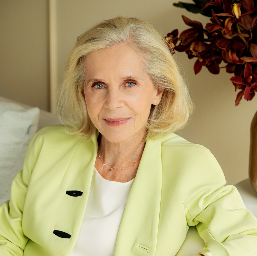 Ela voltou a ser CEO aos 73 e refuta aposentadoria: 'Me sinto melhor ...