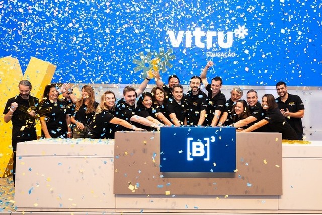 Vitru contrata bancos para venda ou fusão e negocia com Cruzeiro do Sul ...