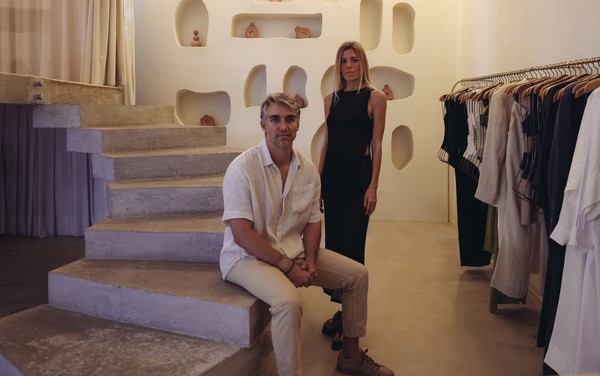 Shoulder compra a butique carioca Haight